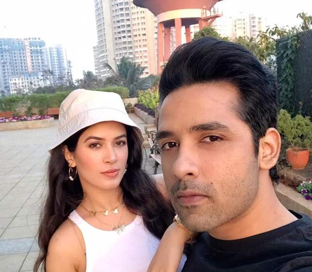 Most Controversial Couples of Bigg Boss