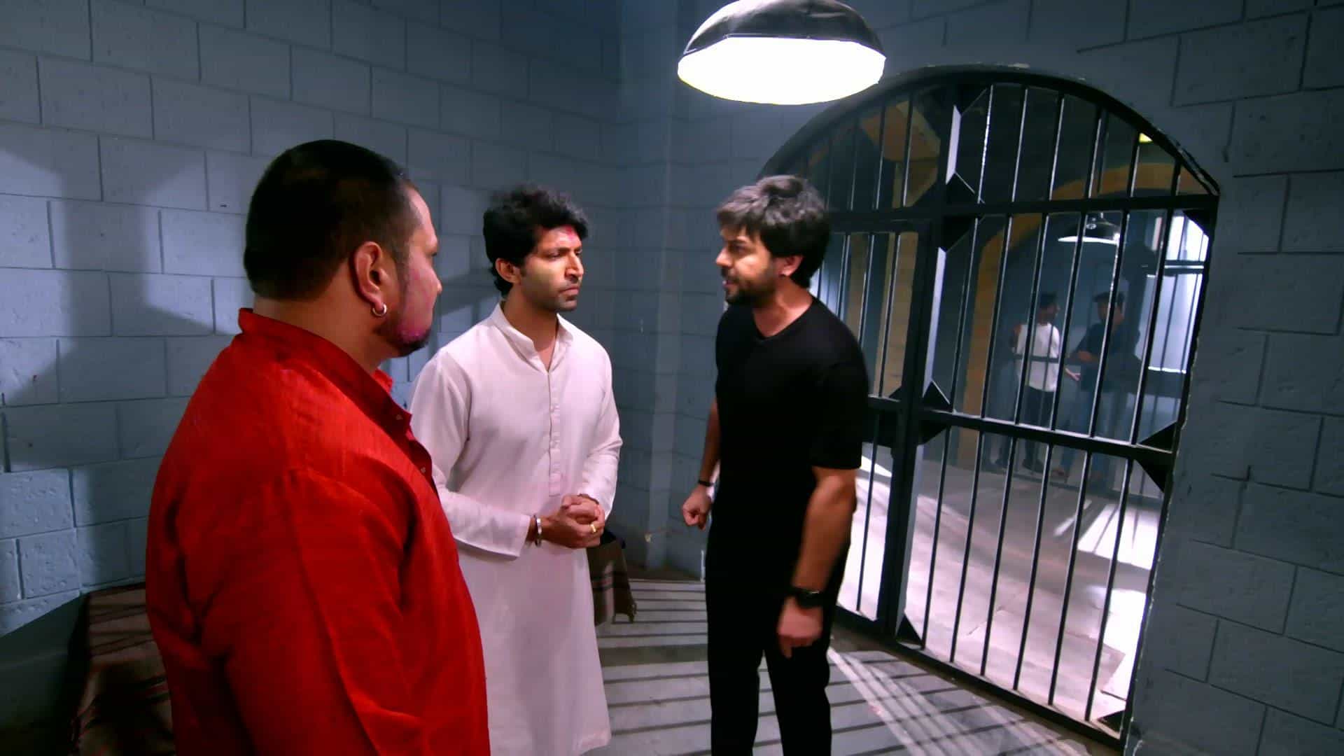 Kundali Bhagya 13 April 2022 Written Update: Prithvi scolds Nagre and ...