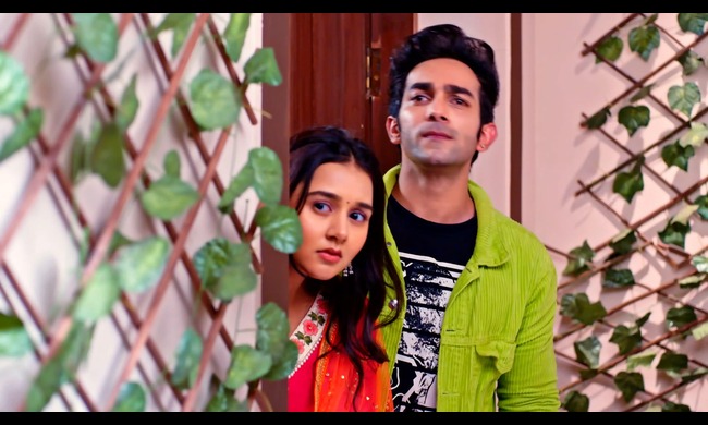 Bhagya Lakshmi 02 June 2023 Written Update: Aayush and Shalu spy on Vikrant - Zee5 News